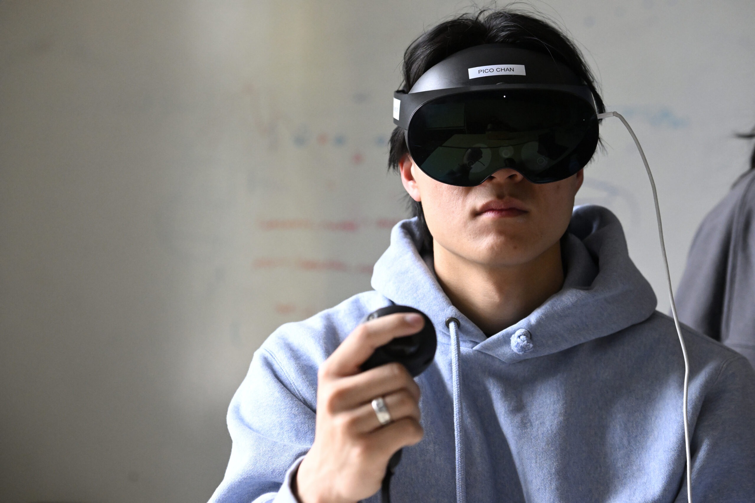Back on the gridiron: VR helps athletes safely return to play following ...